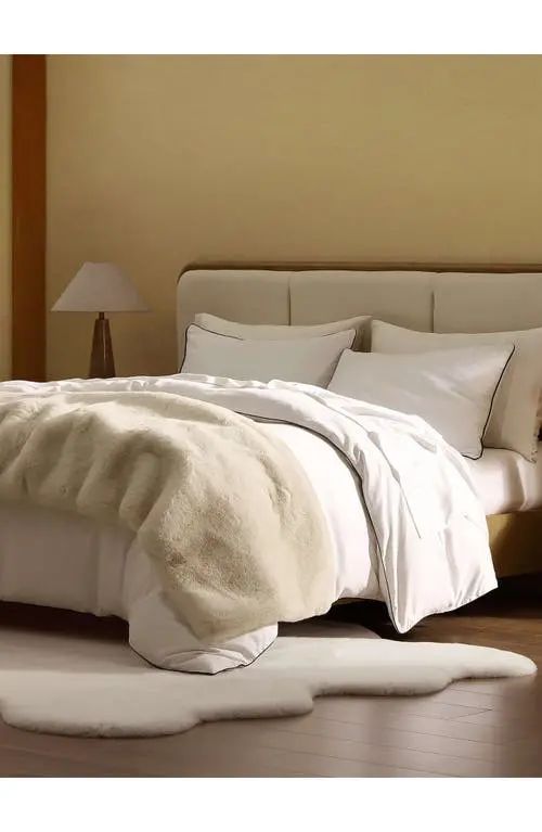 SUNDAY CITIZEN Faux Fur Bed Runner