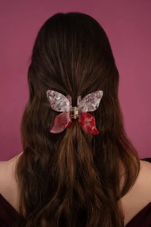 MLE Butterfly Claw Clip