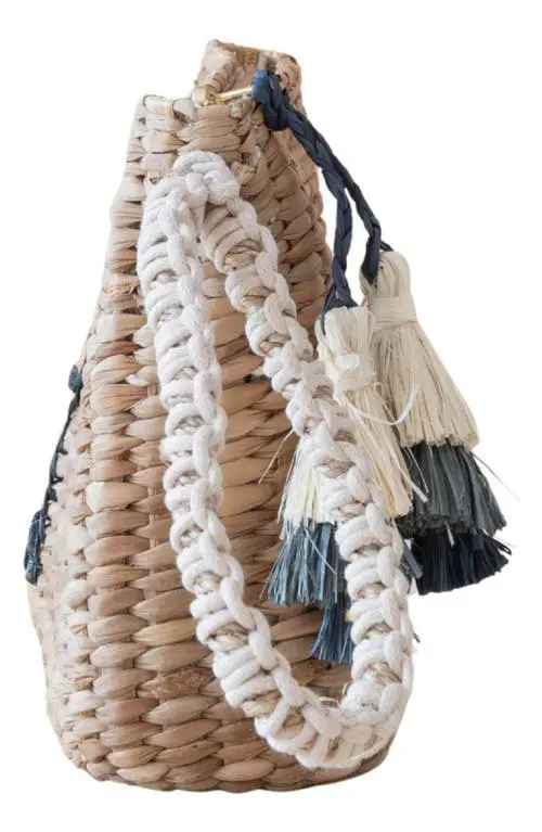 Likhâ Dachshund Embroidered Wristlet