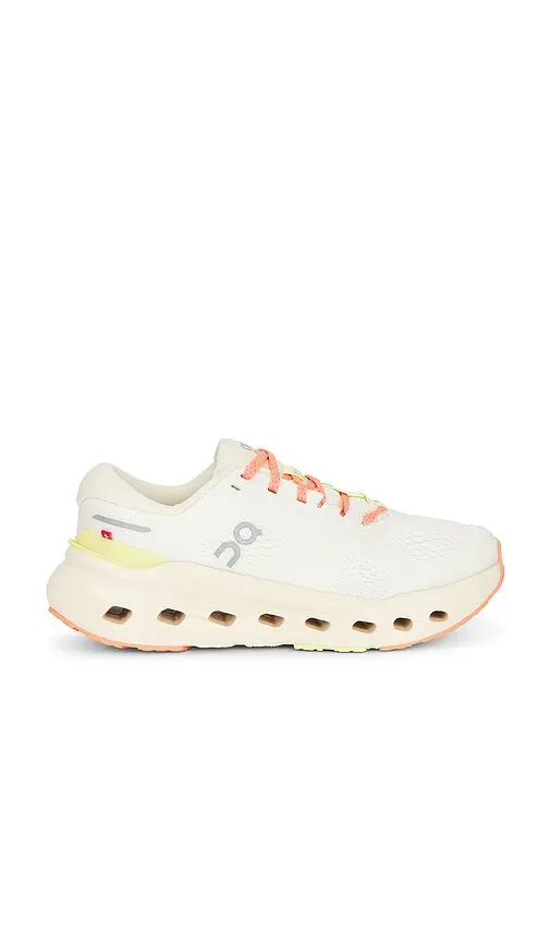 On Cloudrunner 3 Sneaker - Ivory