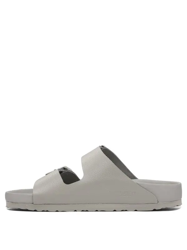 BIRKENSTOCK Arizona Leather Flat Sandals With Adjustable Straps - Grey