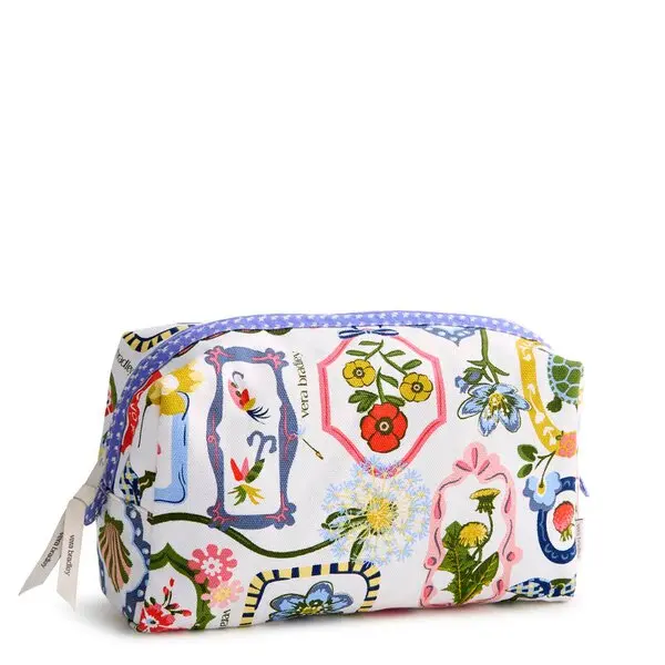 VERA BRADLEY Large Cosmetic In Bouquet No. 7 - White