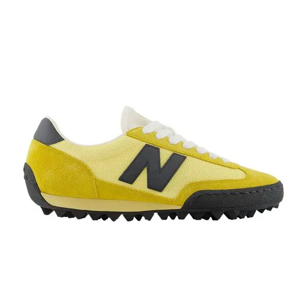 NEW BALANCE Gator Run Apollo Gold Sneakers - Yellow