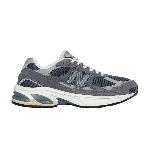 NEW BALANCE 2010 Athletic Sneakers