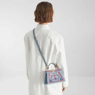 Fendi Peekaboo Iseeu Petite Bag
