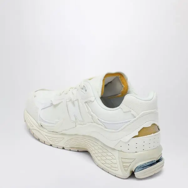 NEW BALANCE 2002r Protection Pack Sneakers - White
