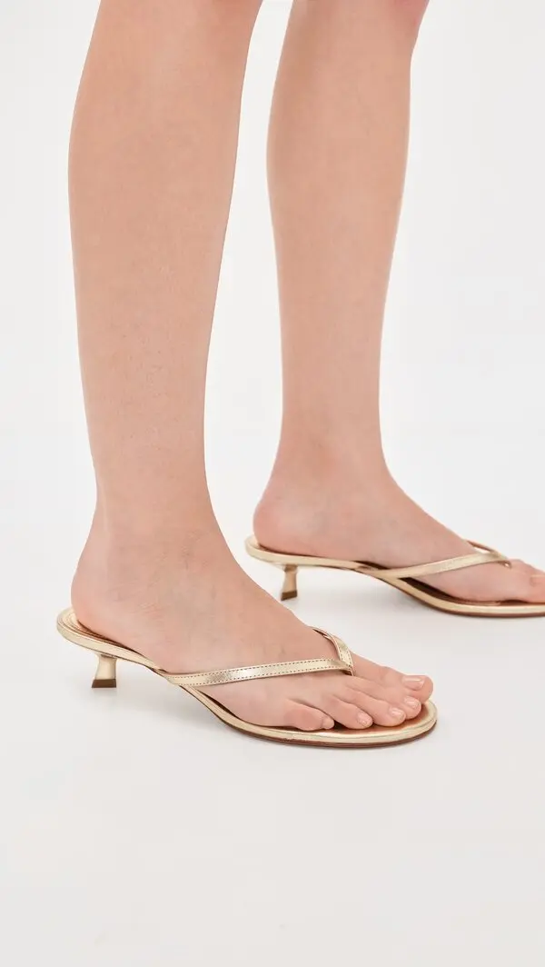 Schutz Carolyn Metallic Kitten Heel Sandals - Platinum