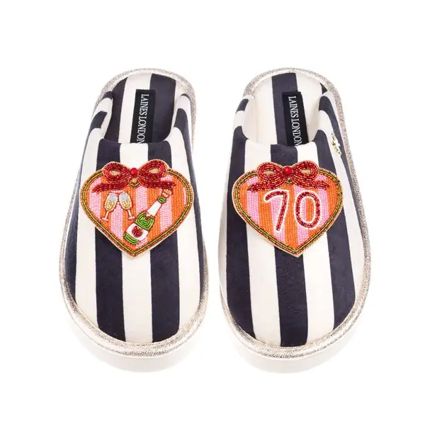 LAINES LONDON Flatform Stripe Closed Toe Slippers With Embellished Heart Brooches - Black/white