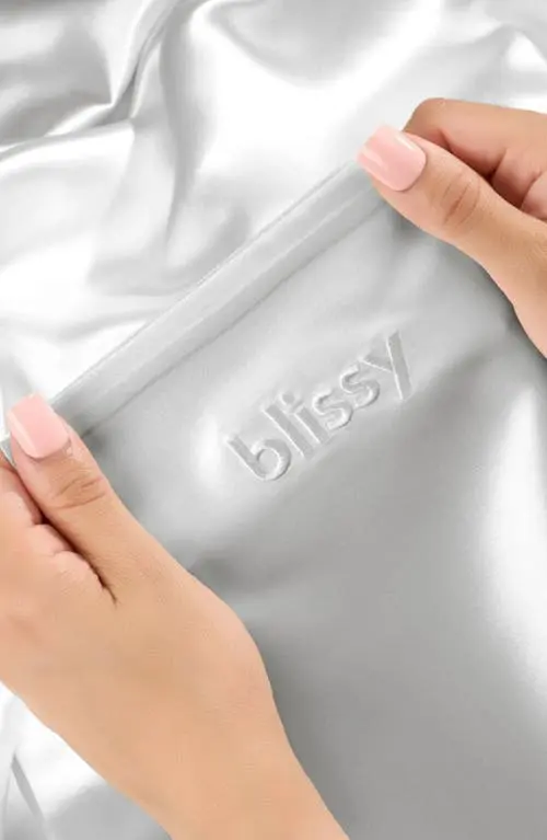 BLISSY Crescent Silk Pillowcase - Silver