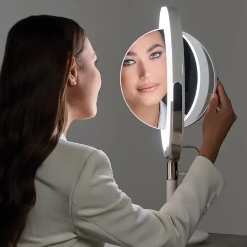 ILIOS LIGHTING Beauty Ring Brightness-controlled Dual-magnification Makeup Mirror - White