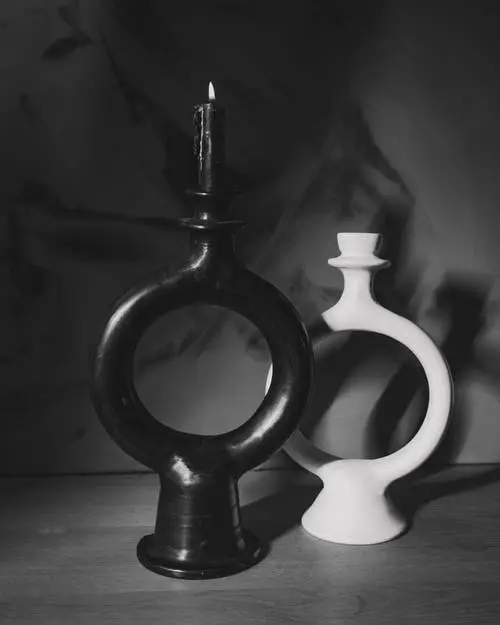 UNE VIE NOMADE Moroccan Glazed Terracotta Candle Holder - Black