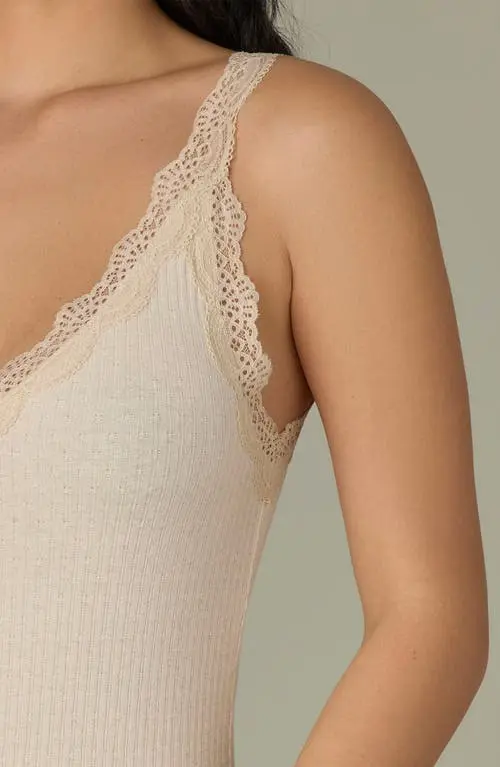 Wit & Wisdom Lace Trim Ribbed V-neck Camisole - Ecru