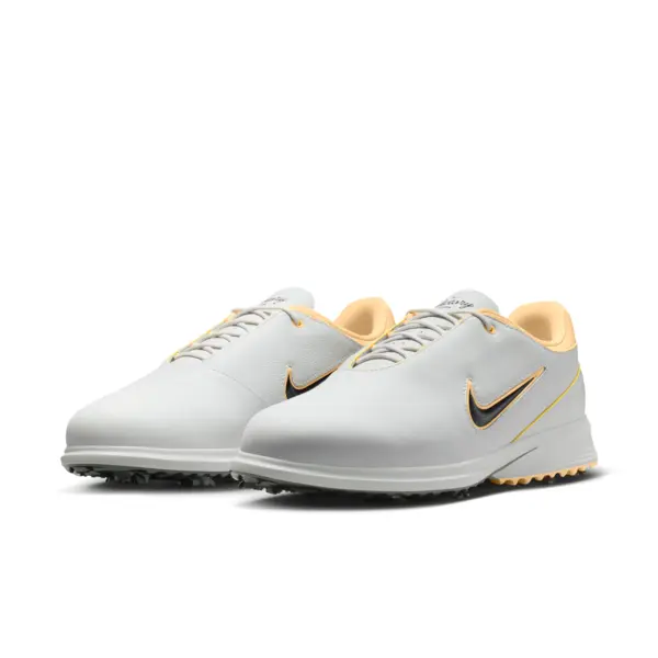 Nike Victory Tour 4 Golf Shoes