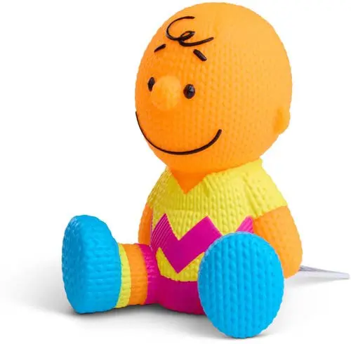 HANDMADE BY ROBOTS Peanutscharlie Brown