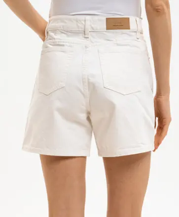 AMI Paris Heritage Short - Blanccreme