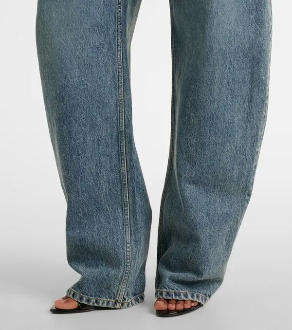 Alaïa Barrel-leg Jeans In Handsand Wash - Blue