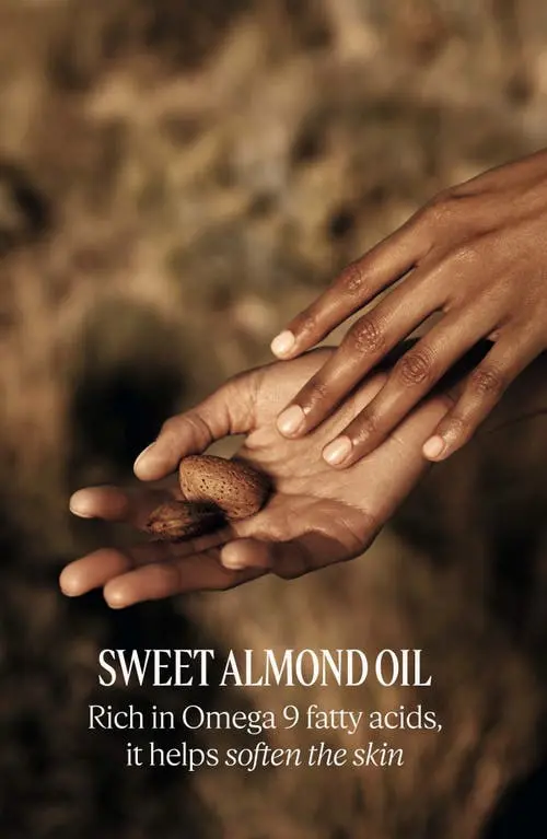 L'OCCITANE Almond Softening Shower Oil - Bottle