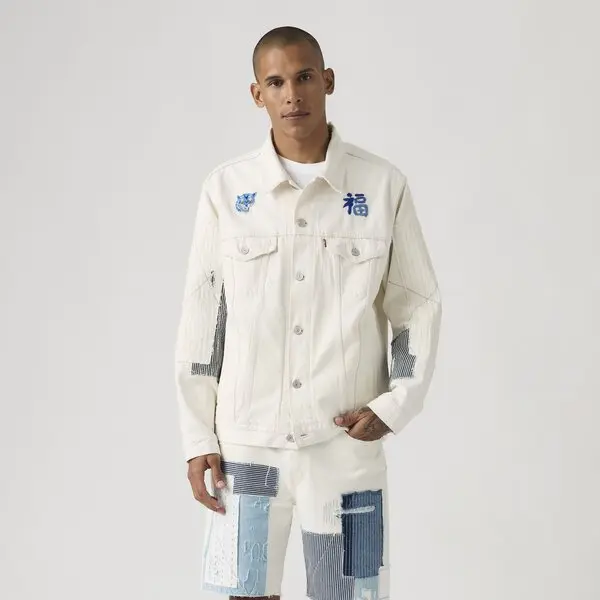 LEVI'S Relaxed Fit Trucker Jacket With Embroidered Details - Crystal Tear Patch