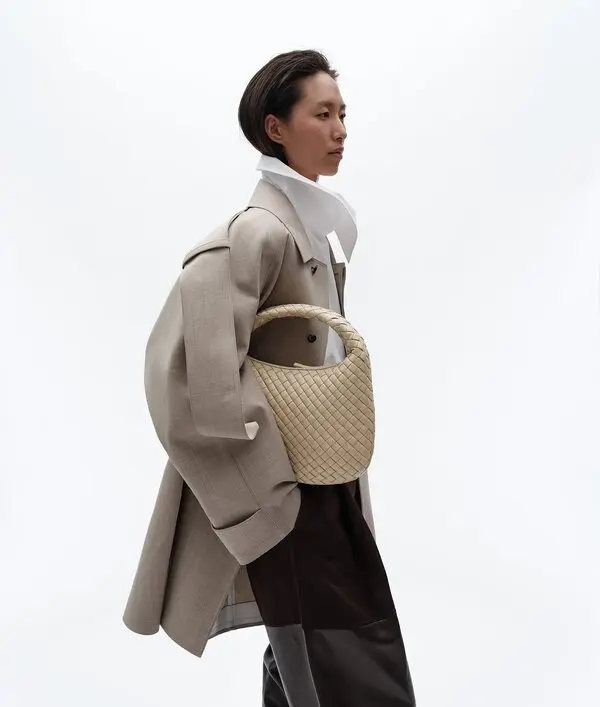 Bottega Veneta Small Veneta Bag - Ecru