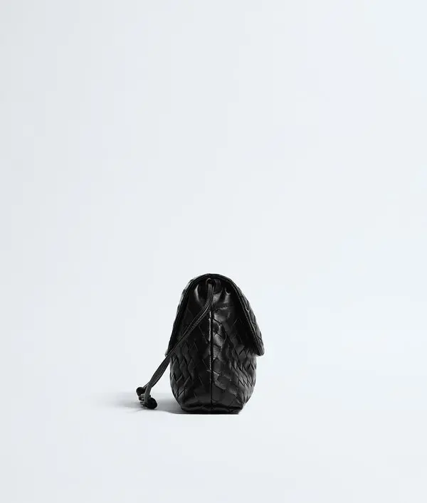 Bottega Veneta Giorno Intrecciato Leather Pouch - Black
