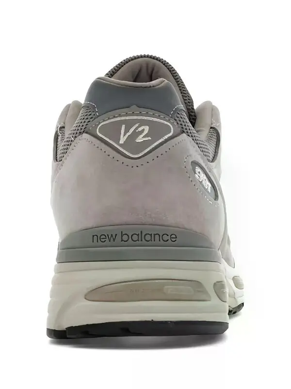 NEW BALANCE 991v2 Suede-panel Sneakers