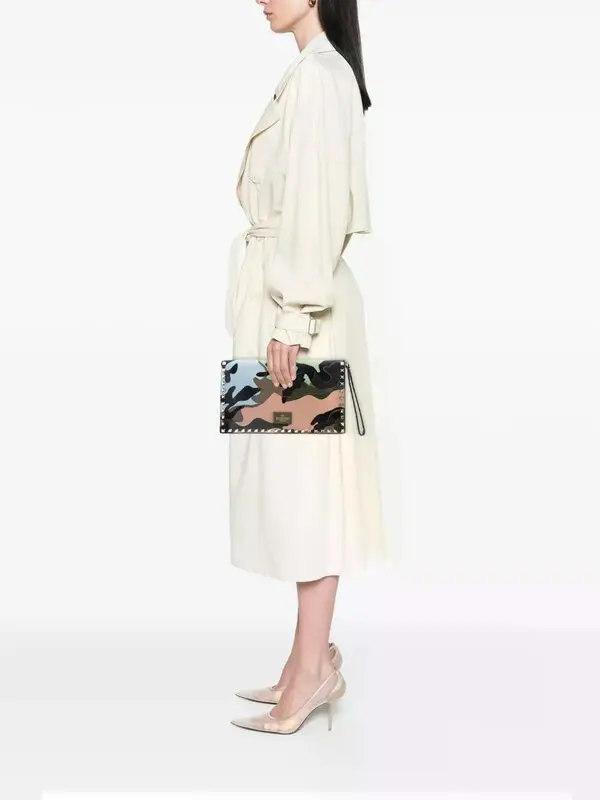 Valentino Garavani Camouflage Rockstud Wristlet Clutch Bag - Brown