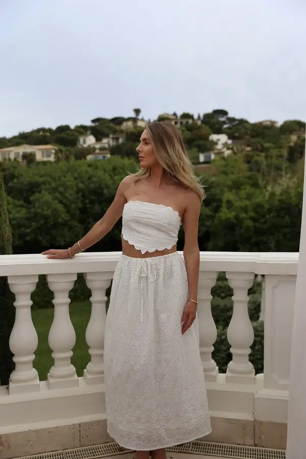 MandiBreeze Lovisa Embroidered Cotton Strapless Top