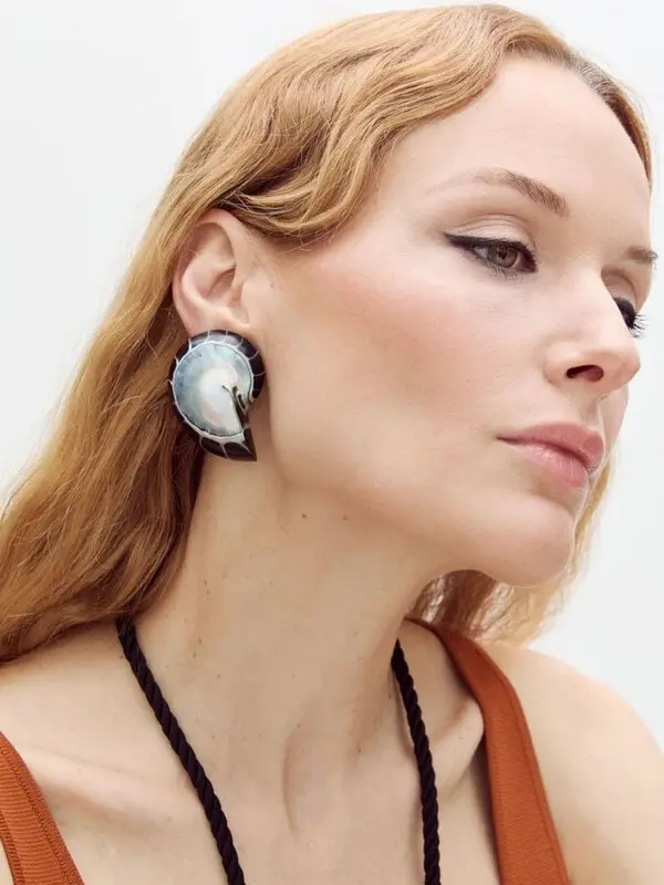 JULIETTA Nautilus Shell Clip-on Earrings - Black