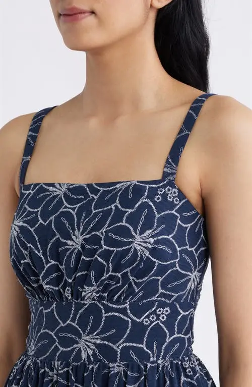 Julia Jordan Sleeveless Floral Embroidered Maxi Dress