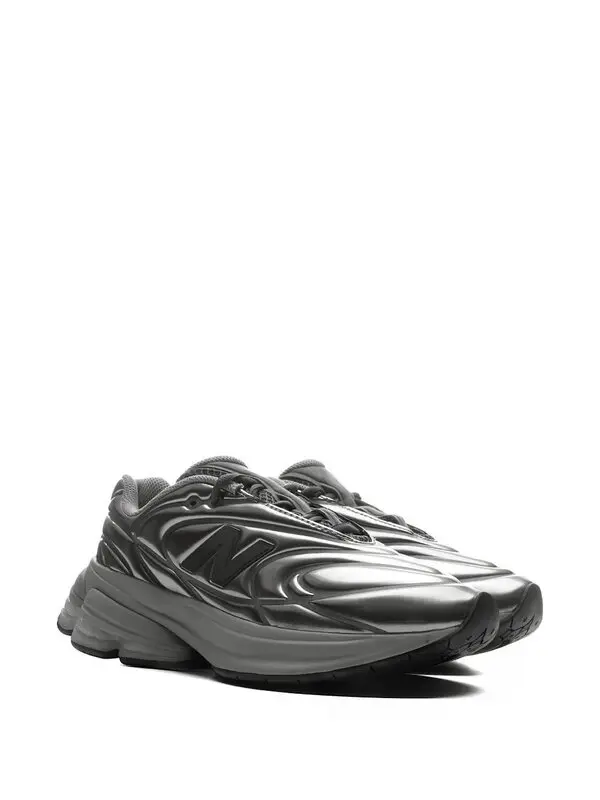 NEW BALANCE 5030 Metallic Finish Sneakers