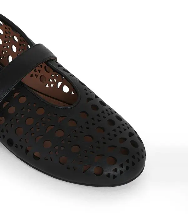 Alaïa Lambskin Vienne Ballet Flats With Buckled Strap
