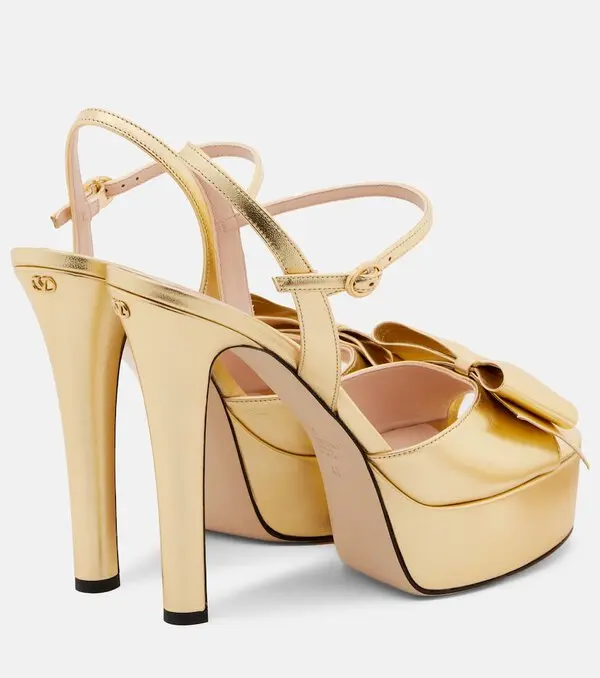 Valentino Garavani Metallic Leather Platform Sandals With Bow Detailing - Gold