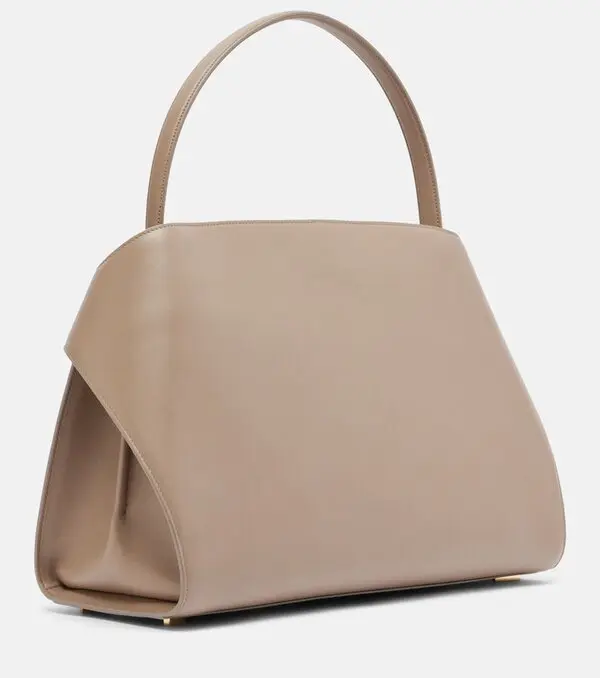 FERRAGAMO Hug Soft Medium Leather Shoulder Bag - Beige