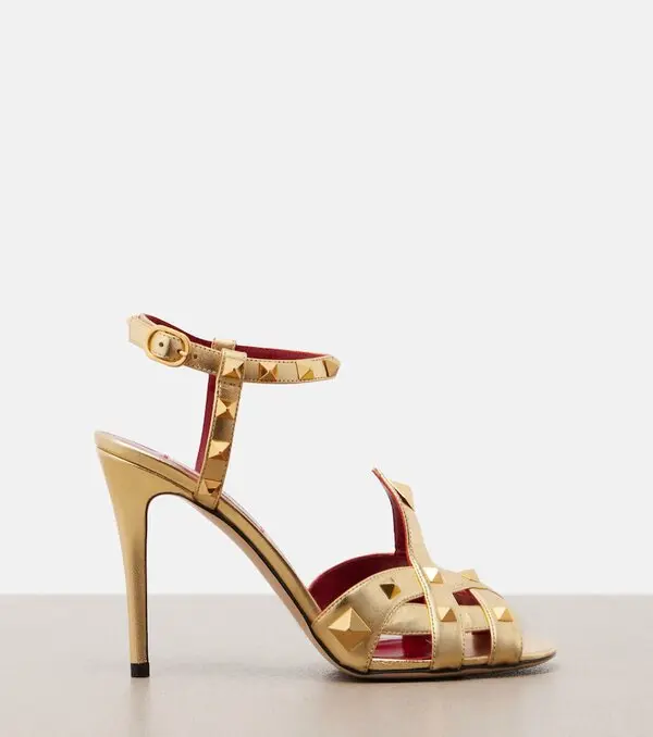 Valentino Garavani Studded Metallic Leather Sandals - Gold