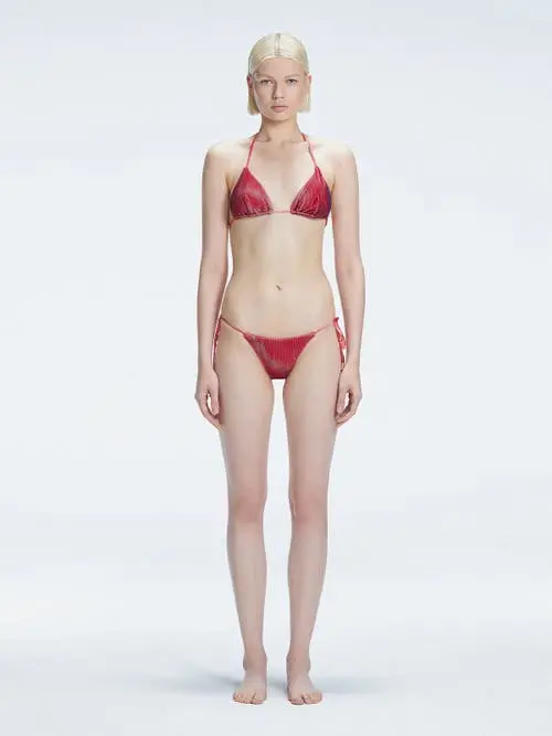 MOEVA Hermione Triangle Bikini Top In 3d Printed Fabric - Red