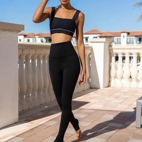 LAS LOUNGEWEAR Com-pressi-on Me Jet Lag Legging - Black