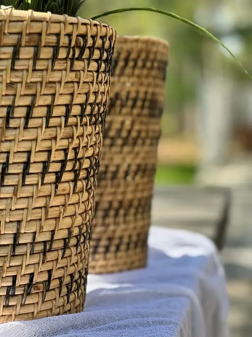 WICKER VILLAGE Planter