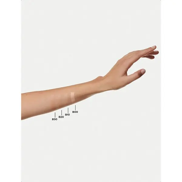 Chanel Les Beiges Serum Concealer Natural Healthy Glow 8.5g - B00