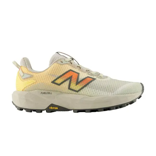 NEW BALANCE Fuelcell Rebel Trail Sneakers - White