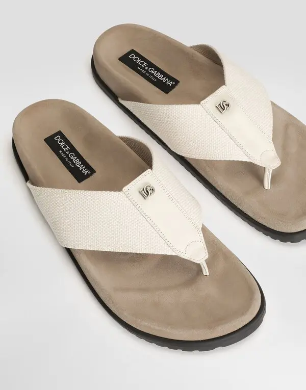 Dolce & Gabbana Logo Flip Flops - Neutral