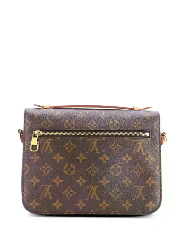 LOUIS VUITTON Pochette Metis Monogram Canvas Crossbody Bag