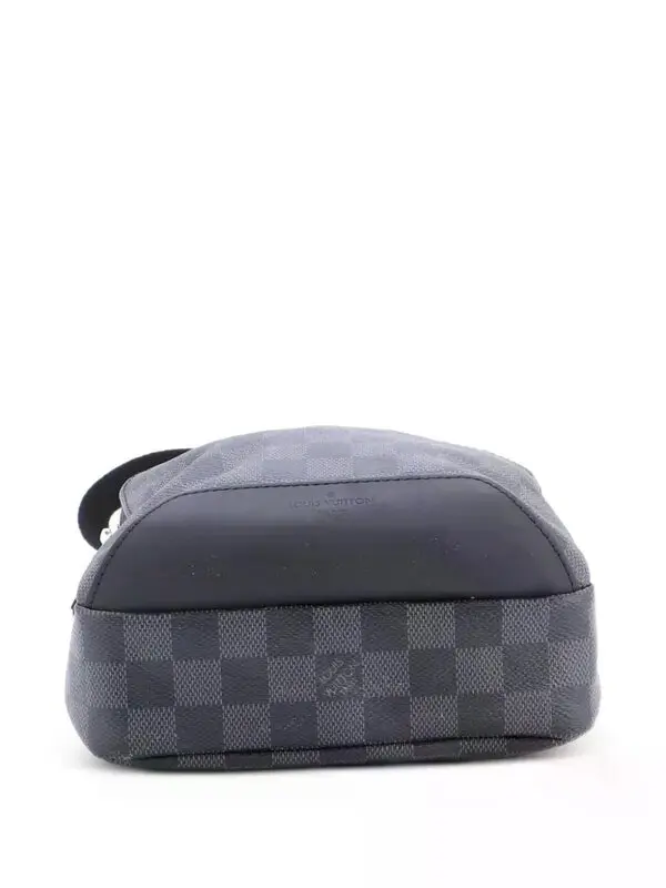 LOUIS VUITTON Avenue Sling Bag Damier Graphite
