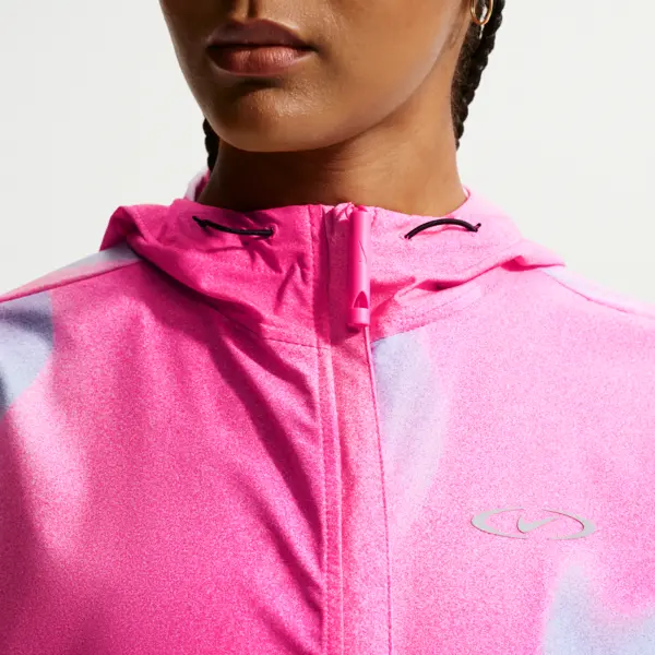 Nike Swift Repel Packable Running Jacket - Pink