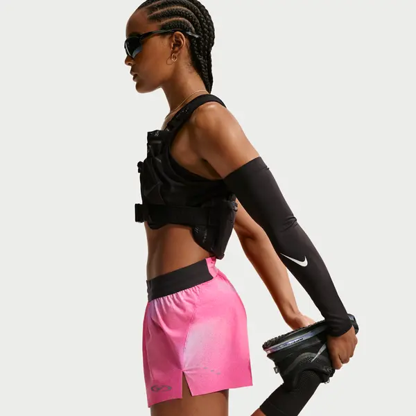 Nike Swift Dri-fit Mid-rise 2.5" Brief-lined Running Shorts - Pink