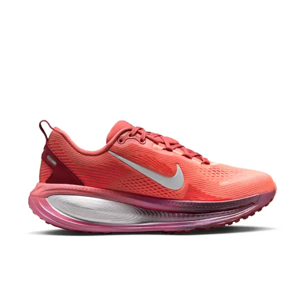 Nike Vomero 18 Se Road Running Shoes - Red
