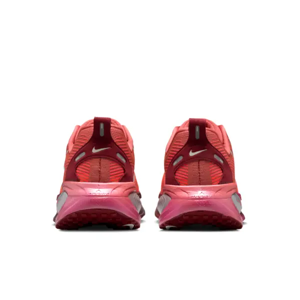 Nike Vomero 18 Se Road Running Shoes - Red