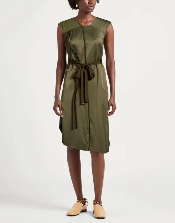 High Sleeveless Midi Dress