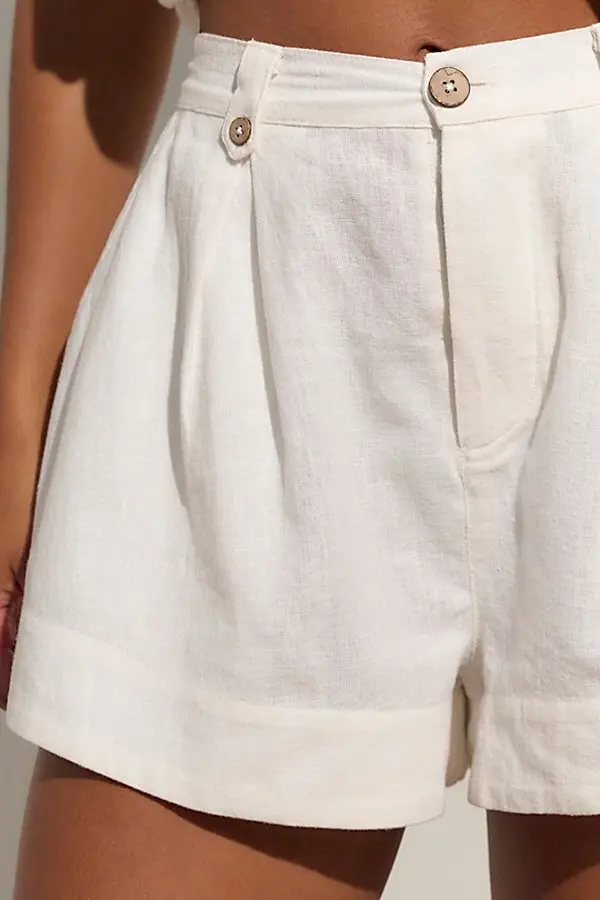 Free People Linen Shorts With Pleated Detail And Button Fly - Sugar Swizzle