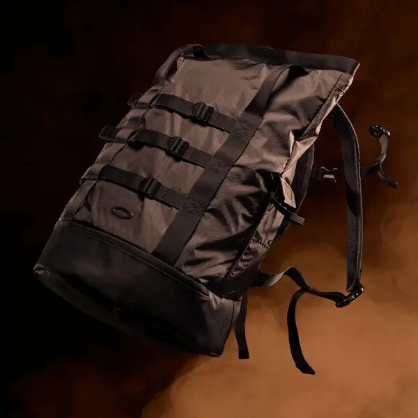 Oakley Jaylen Brown Reserve Utility Bag - Terrain