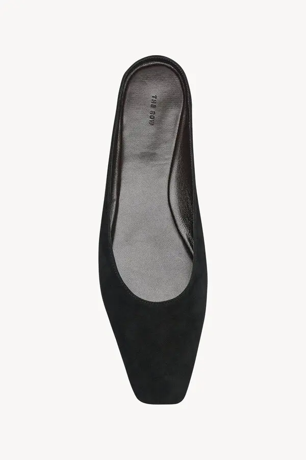 THE ROW June Mule In Goatskin Suede - Black